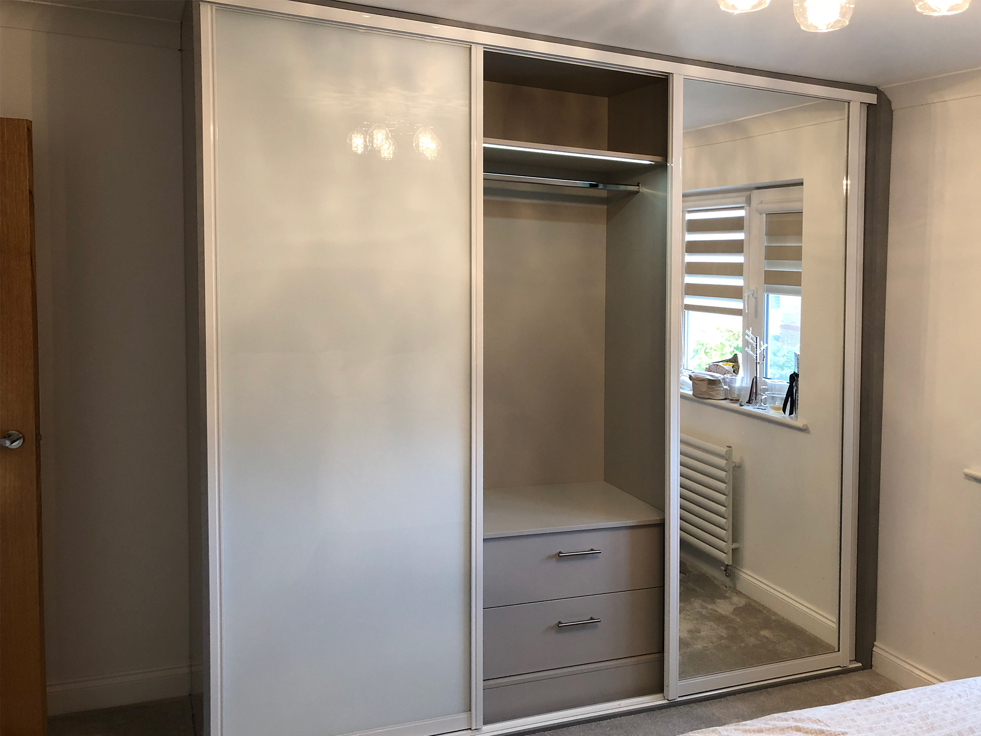 Better Bespoke Built-in and Fitted Wardrobes with Sliding Doors